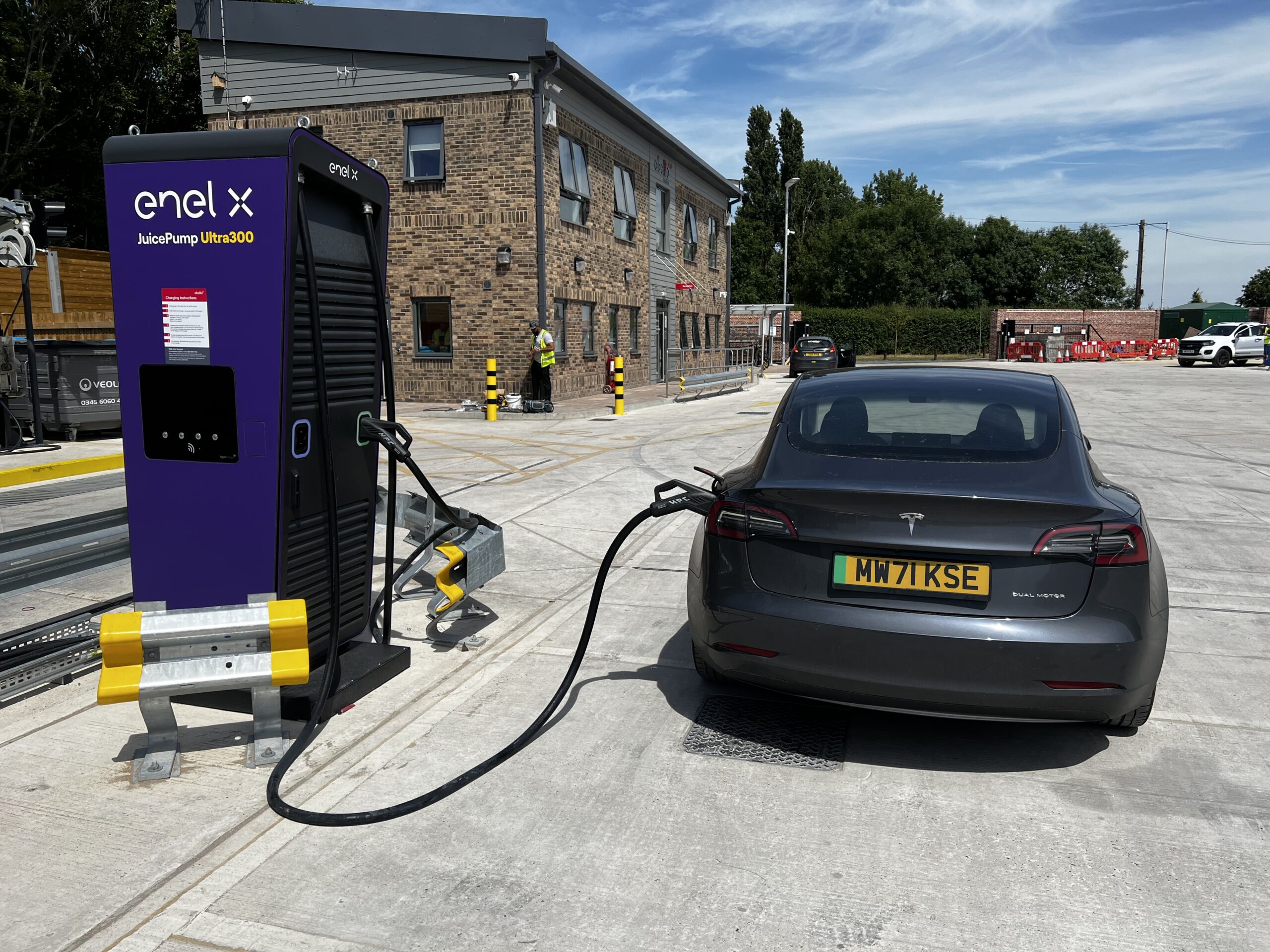 The Limitations of Using Batteries to Power EVs | Cleaner Group